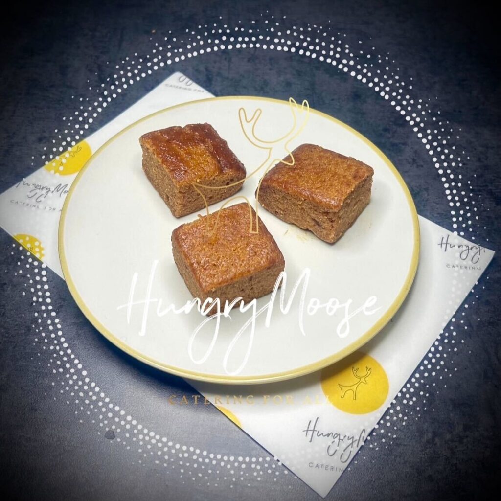 Sticky Toffee Sponge Cake – HungryMoose